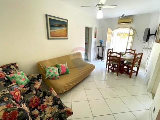Apartamento 1 Dormitório Ar Condicionado Sala com Sacada Cozinha com Armários, Banheiro Social Garag