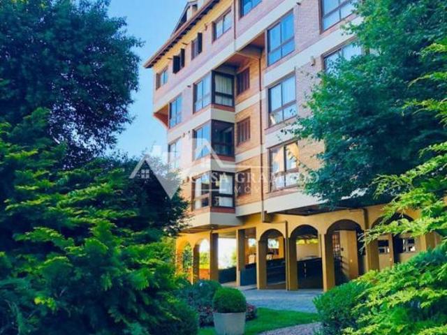 APARTAMENTO 1 DORMITÓRIO EM GRAMADO