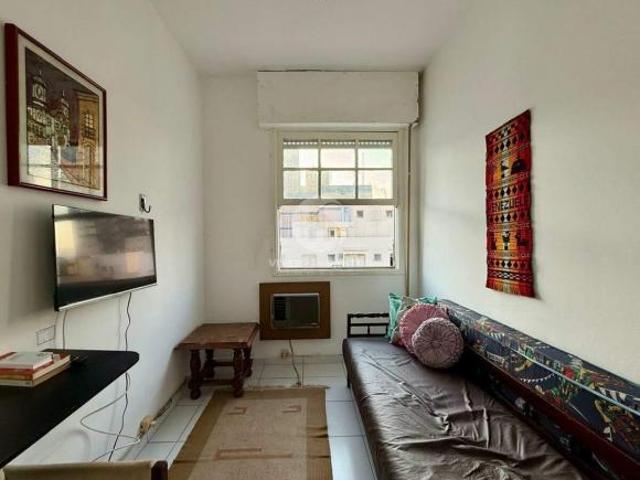 Apartamento 1 Dormitório, Frente Mar e Excelente Localização no Embaré Santos SP