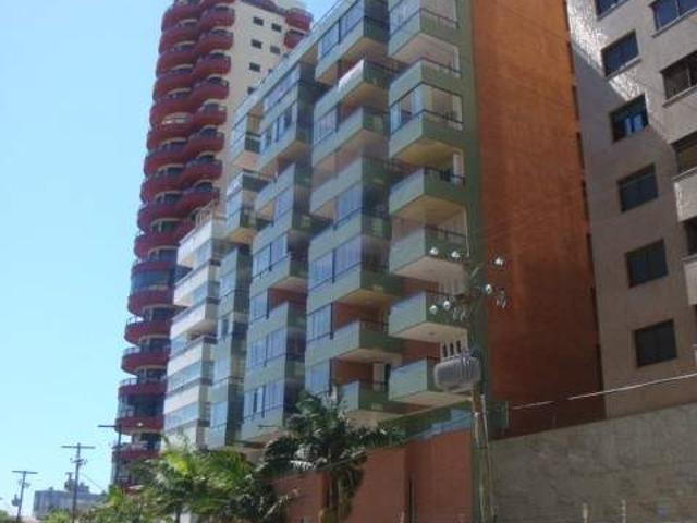 Apartamento 1 dormitório junto as 4 praças