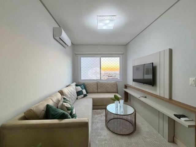 Apartamento 1 dormitório, mobiliado e decorado, churrasqueira, box de garagem no Centro de Capão da