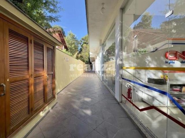 APARTAMENTO 1 DORMITÓRIO NO CENTRO DE CANELA