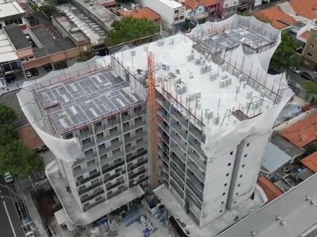 Apartamento 1 dormitório na Mooca 200 de entrada ao lado metro