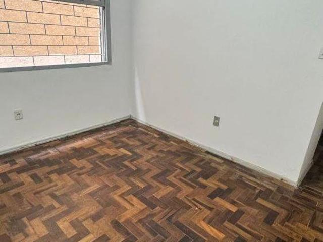 APARTAMENTO 1 DORMITÓRIO NA VINTE E QUATRO DE MAIO RP390785