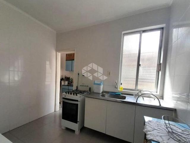 Apartamento 1 dormitório, semimobiliado, reformado, no bairro Navegantes, em Porto Alegre. Aceita fi