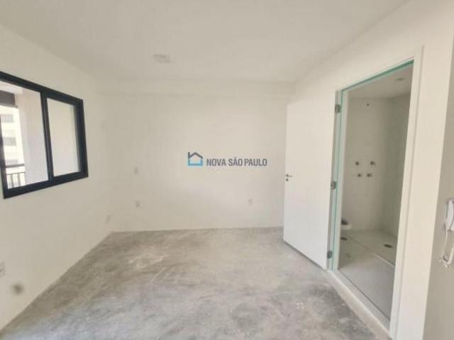 Apartamento 1 Dormitório Suíte no Metrô Saúde no Contrapiso