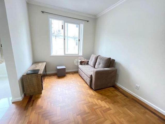 Apartamento 1 dormitório para venda no bairro Cidade Baixa em Porto Alegre