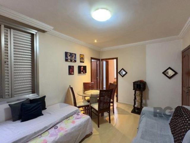 APARTAMENTO 1 DORMITÓRIO PRÓXIMO À ORLA DO GUAÍBA NO CENTRO HISTÓRICO