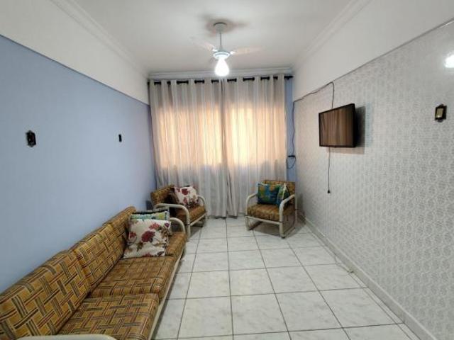 Apartamento 1 Dormitório Reformado Mobiliado 500m da Praia da Enseada