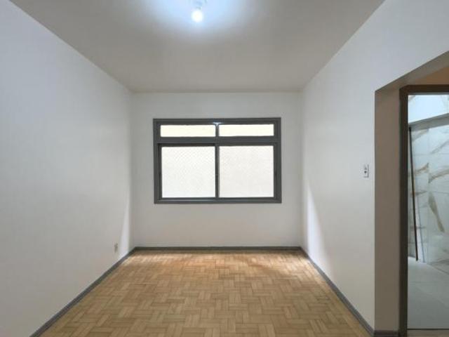 Apartamento 1 dormitório reformado no coração do Centro Histórico