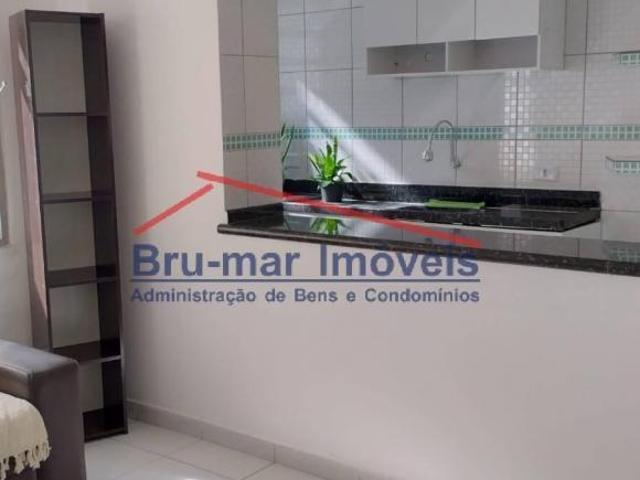 Apartamento 1 dormitório, todo reformado, prédio frente a praia do Itararé