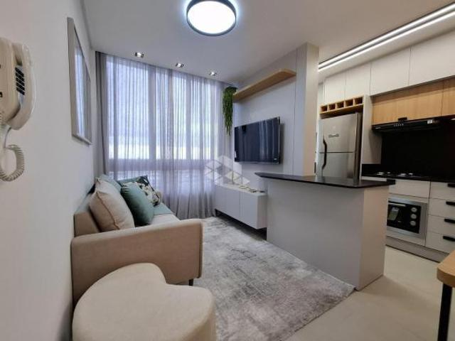 Apartamento 1 dormitório/quarto, mobiliado e decorado, 1 box/vaga de garagem no Centro de Capão da C