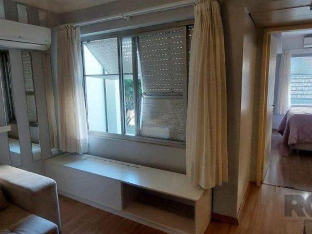 Apartamento 1 dormitórios à venda Centro Histórico Porto Alegre/RS