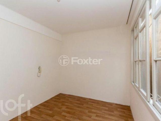 Apartamento, 1 dormitórios, 16.74 m², em Centro Histórico