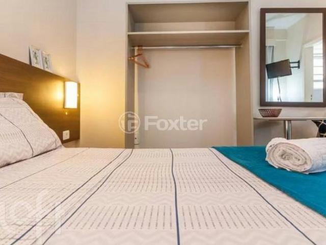 Apartamento, 1 dormitórios, 17.57 m², em Centro Histórico