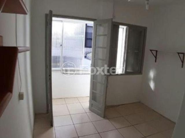 Apartamento, 1 dormitórios, 18.48 m², em Menino Deus