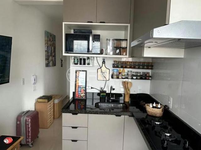 Apartamento, 1 dormitórios, 247 m², em Vila Santo Estevão