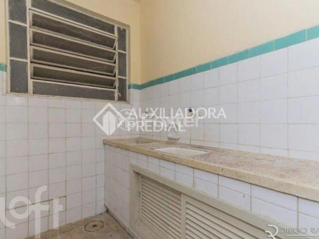 Apartamento, 1 dormitórios, 24 m², em Centro Histórico