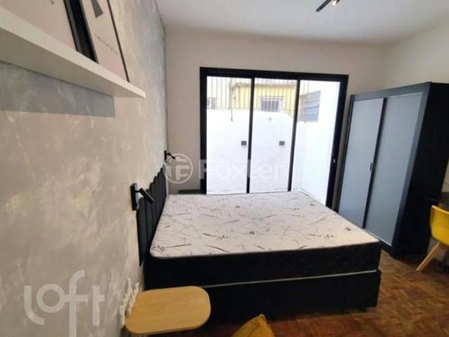 Apartamento, 1 dormitórios, 24.5 m², em Cidade Baixa