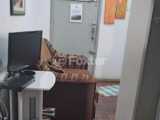Apartamento, 1 dormitórios, 24.99 m², em Centro Histórico