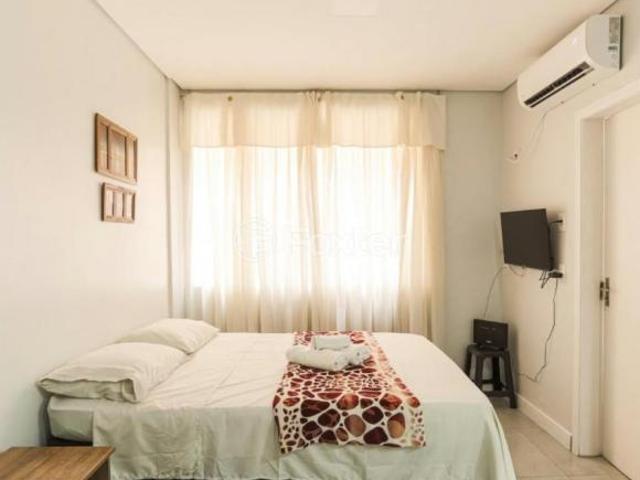 Apartamento, 1 dormitórios, 25 m², em Centro Histórico