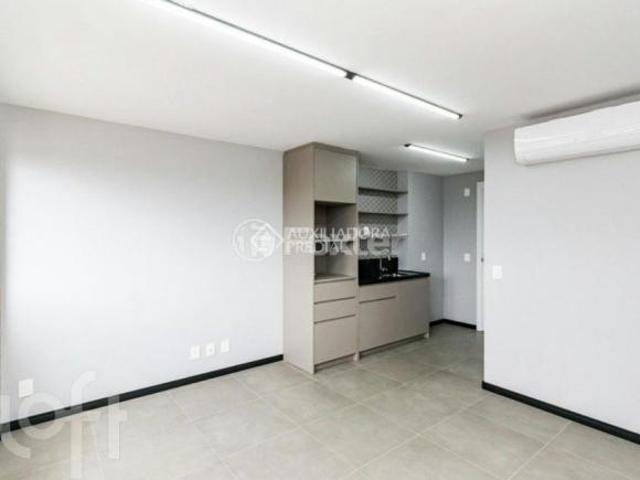 Apartamento, 1 dormitórios, 25 m², em Boa Vista