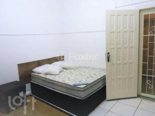 Apartamento, 1 dormitórios, 25 m², em Floresta