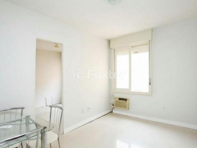 Apartamento, 1 dormitórios, 26.53 m², em Petrópolis