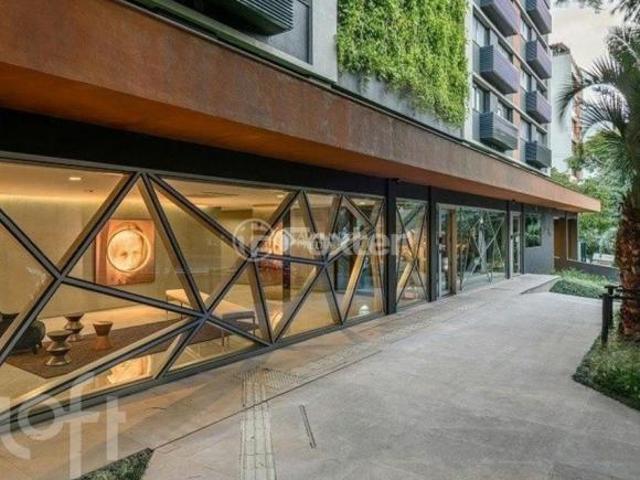 Apartamento, 1 dormitórios, 26.61 m², em Mont Serrat