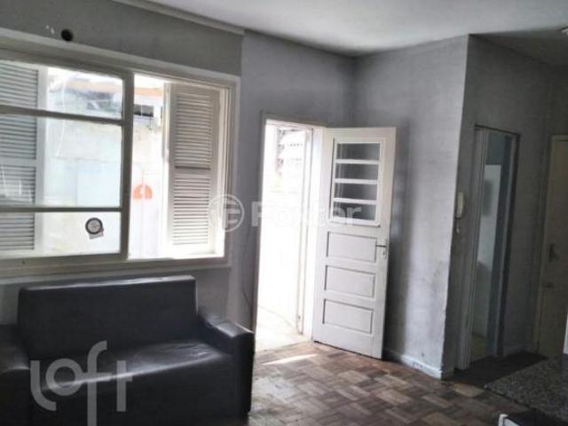 Apartamento, 1 dormitórios, 27.19 m², em Centro Histórico