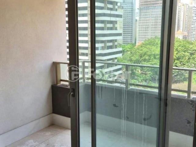 Apartamento, 1 dormitórios, 28 m², em Moema