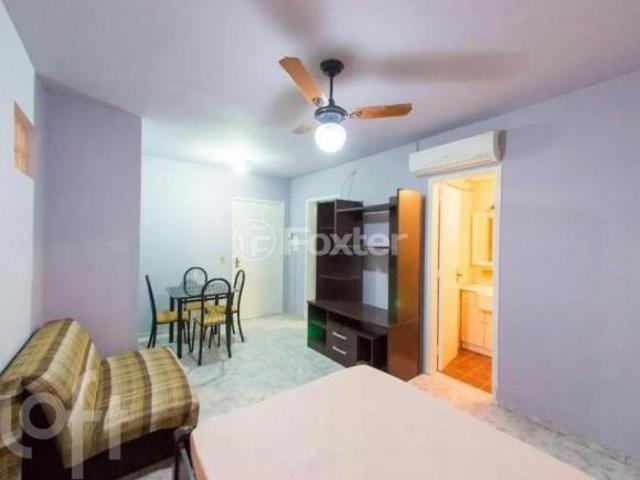 Apartamento, 1 dormitórios, 28 m², em Partenon