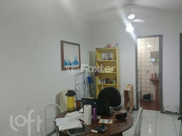 Apartamento, 1 dormitórios, 28 m², em Petrópolis