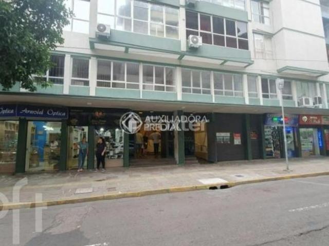 Apartamento, 1 dormitórios, 28.27 m², em Centro