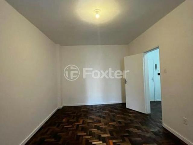 Apartamento, 1 dormitórios, 29.35 m², em Centro Histórico