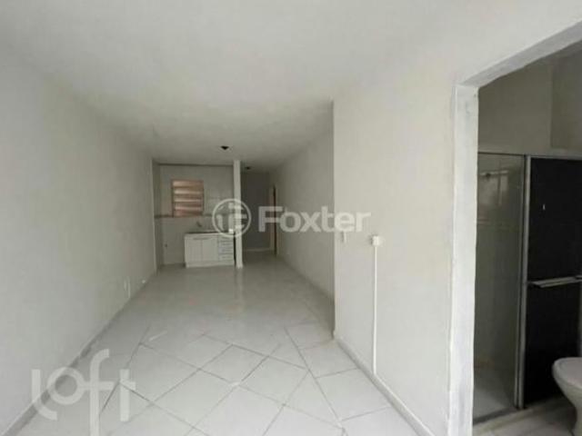 Apartamento, 1 dormitórios, 29.64 m², em Centro Histórico