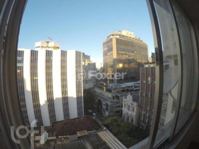 Apartamento, 1 dormitórios, 20.9 m², em Centro Histórico
