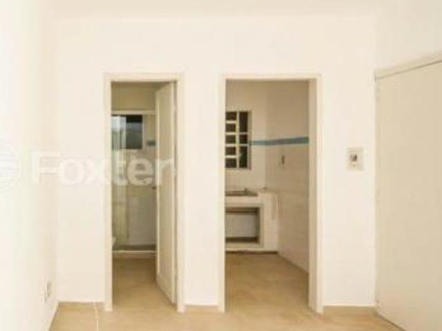Apartamento, 1 dormitórios, 22 m², em Azenha