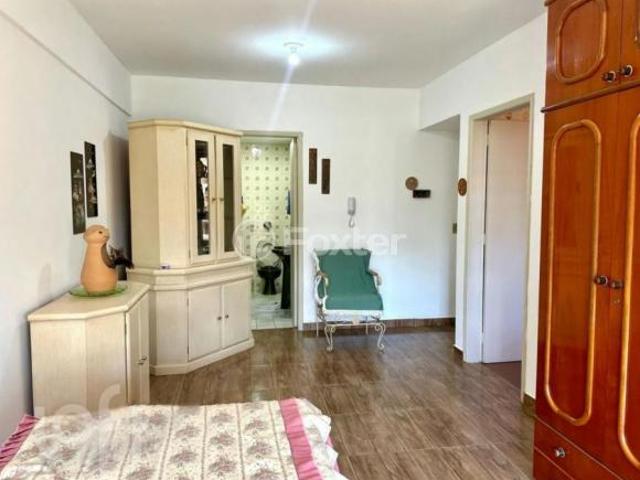 Apartamento, 1 dormitórios, 34 m², em Centro Histórico