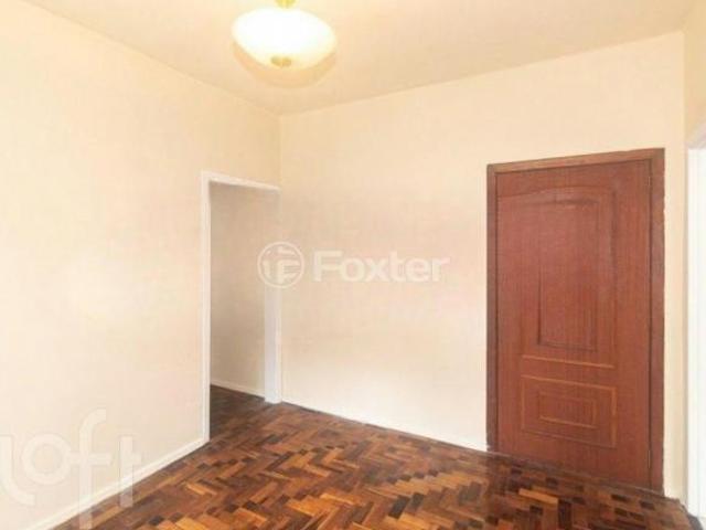 Apartamento, 1 dormitórios, 34 m², em Floresta