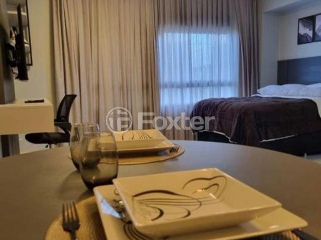 Apartamento, 1 dormitórios, 35.55 m², em Glória