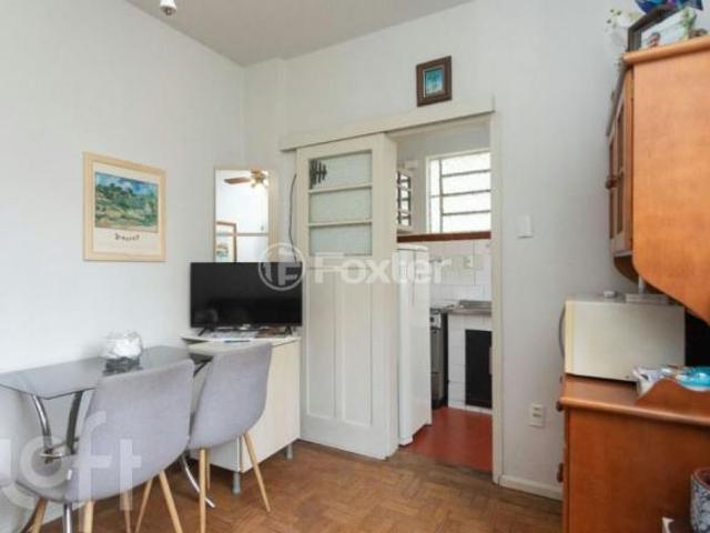 Apartamento, 1 dormitórios, 35.71 m², em Centro Histórico