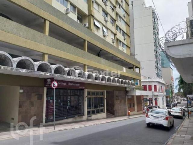 Apartamento, 1 dormitórios, 36 m², em Centro Histórico