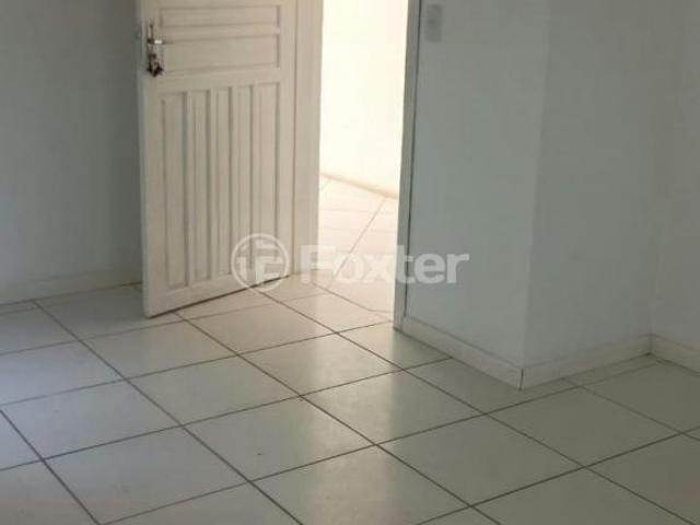 Apartamento, 1 dormitórios, 37 m², em Centro