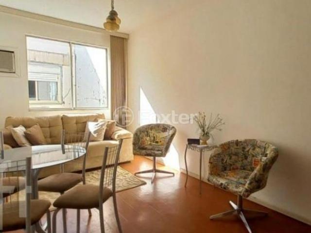 Apartamento, 1 dormitórios, 37 m², em Cidade Baixa