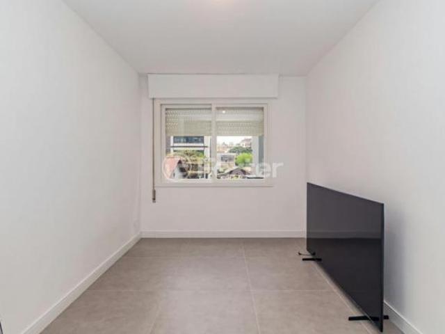 Apartamento, 1 dormitórios, 37.37 m², em Passo da Areia