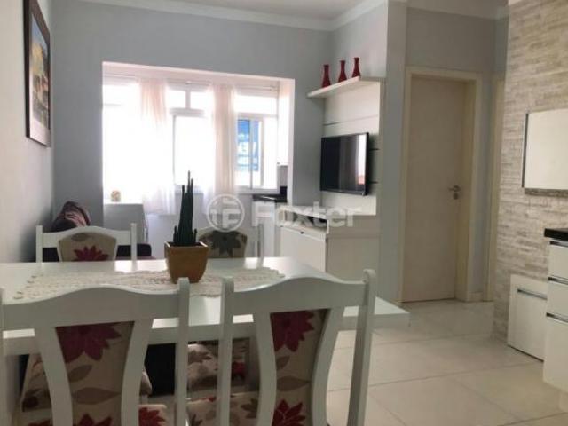 Apartamento, 1 dormitórios, 38 m², em Centro
