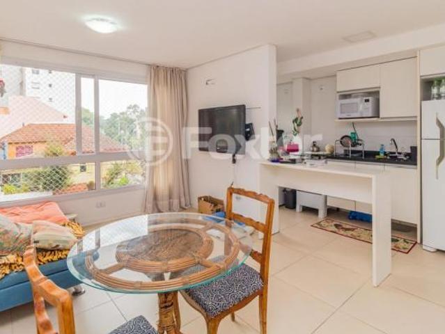 Apartamento, 1 dormitórios, 38.95 m², em Petrópolis
