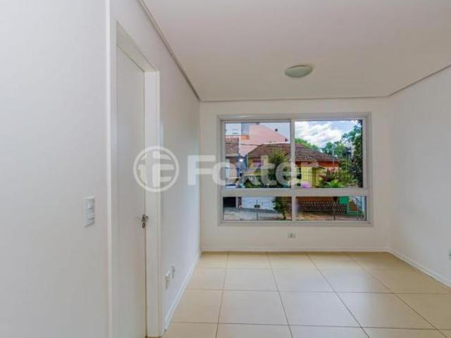 Apartamento, 1 dormitórios, 38.95 m², em Petrópolis