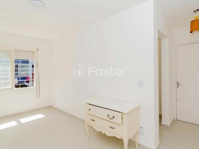 Apartamento, 1 dormitórios, 39.18 m², em Passo da Areia